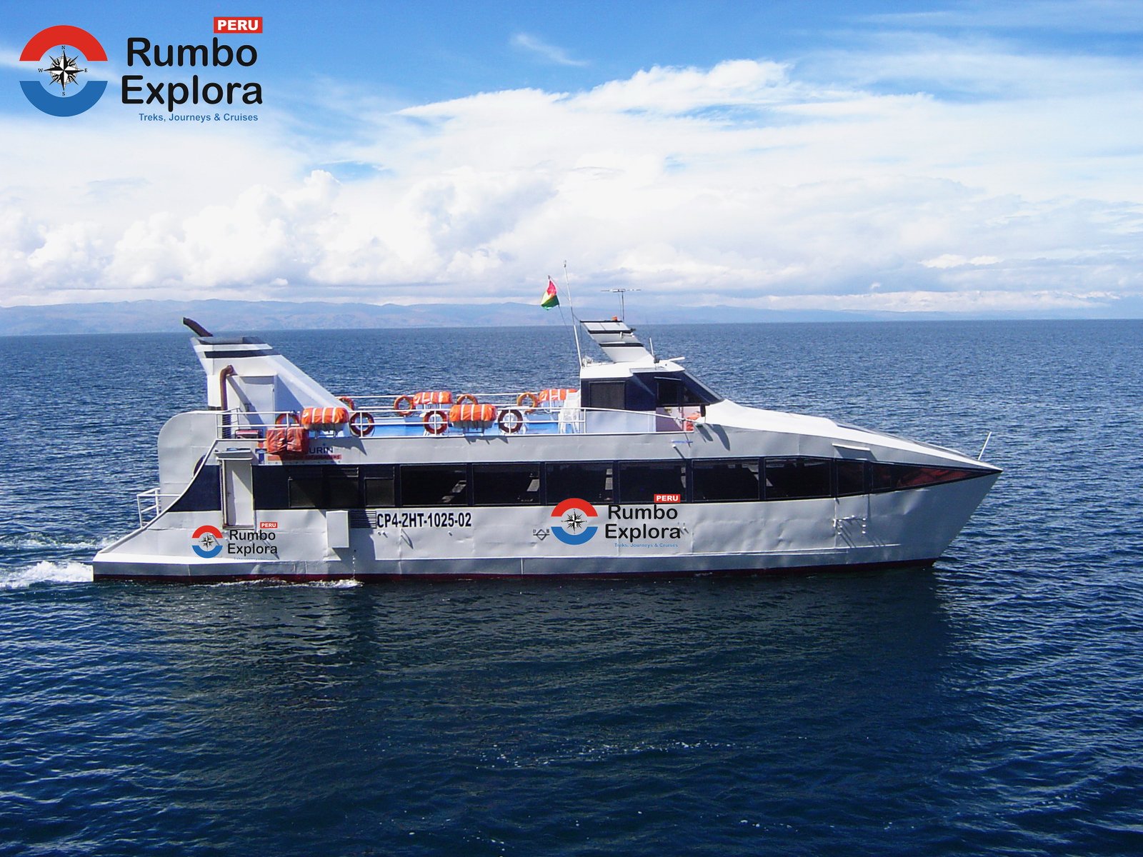 Catamaran Facilities & Fleet (Bolivia) | Rumbo Explora